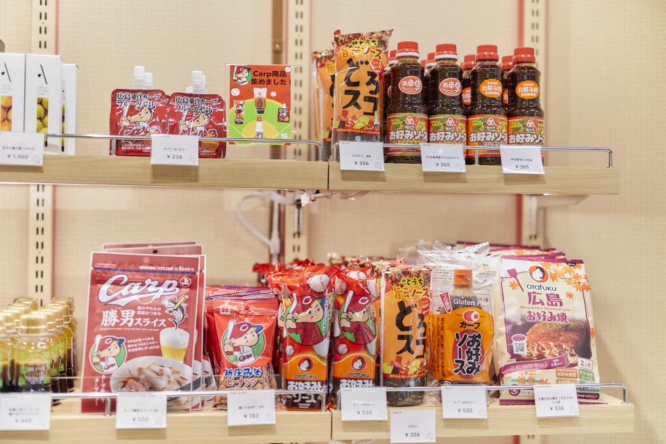 「KITTE大阪」に全国各地のアンテナショップが集結！旅気分でいいもの探そう！｜るるぶ&more.