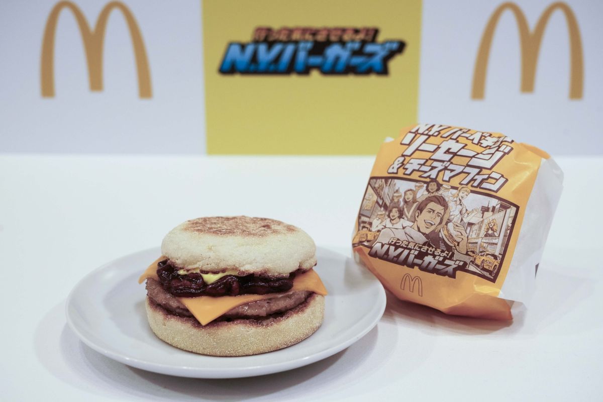 【マクドナルド・新メニュー】「行った気にさせるよ！ N.Y. バーガーズ」4種を食べ比べ！「N.Y.バーベキュー 肉厚ビーフ＆チーズ」などグルメバーガーを実食レポート｜るるぶ&more.