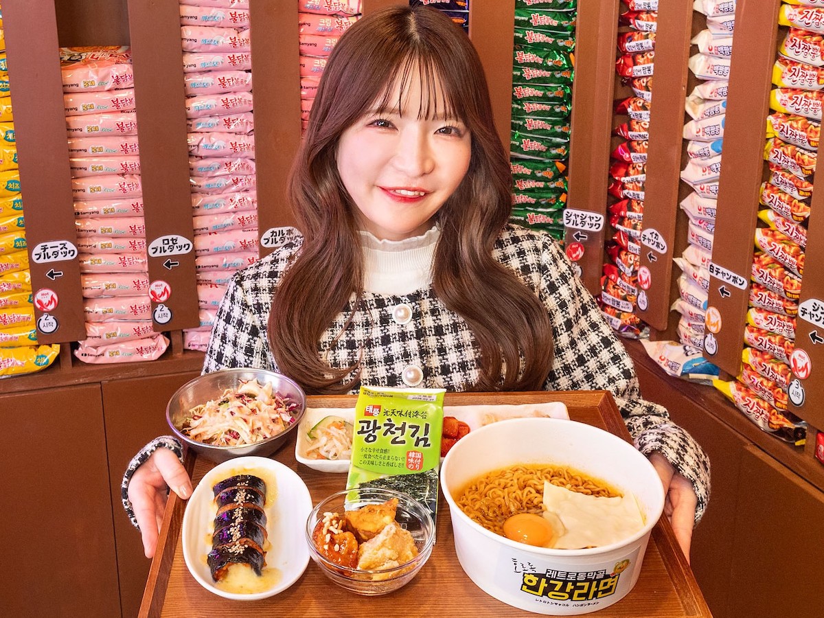 【画像】貴殿らはこの「韓国ラーメン食べ放題定食ランチタイム1320円（ディナータイム1760円）税込」にいくら払える？ [377482965]